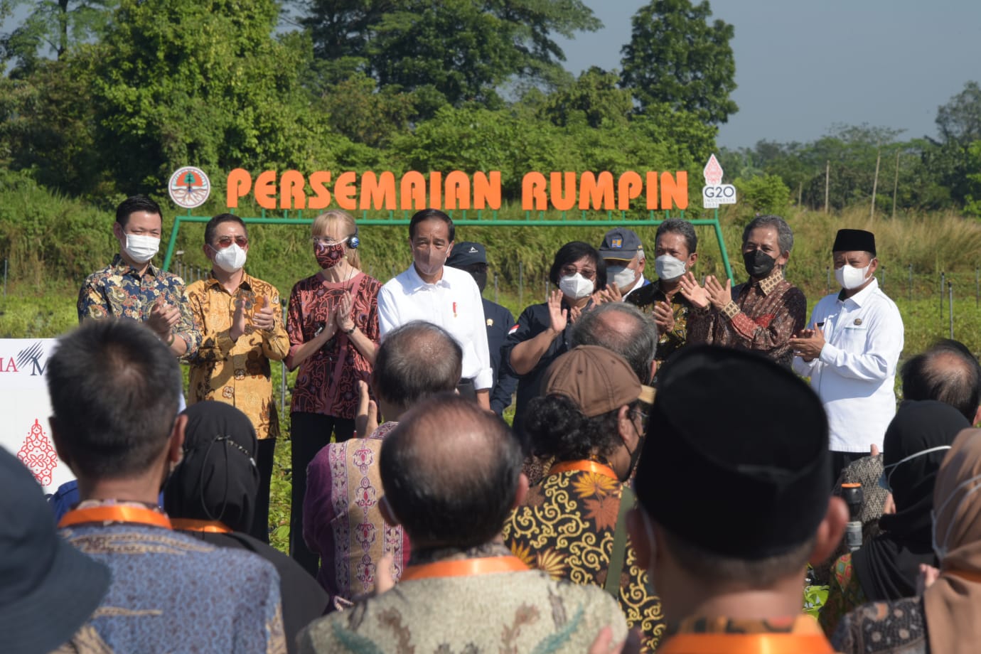 Pemerintah Resmikan Persemaian Rumpin dan Peluncuran Mangrove