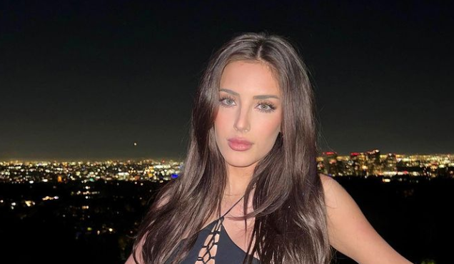 Model Sumner Stroh Ngaku Jadi Selingkuhan Adam Levine