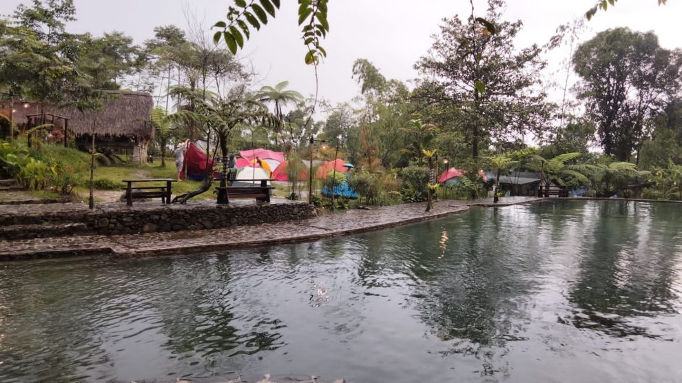 Review Tempat Wisata Telaga Batu di Pamijahan