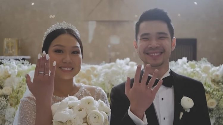 Harga Mobil Pernikahan Sisca Kohl dan Jess No Limit