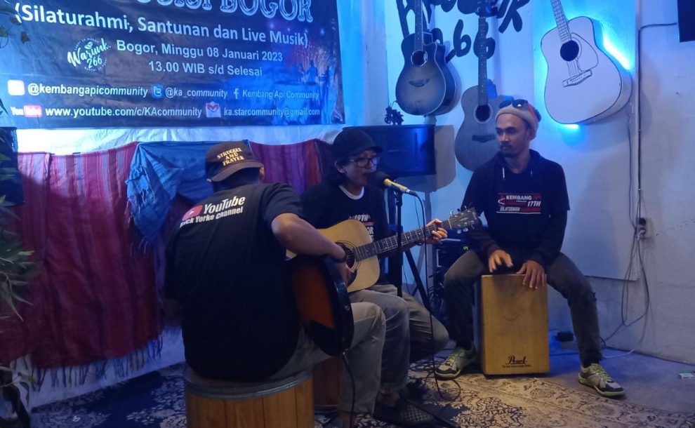 Mengenal Komunitas Kembang Api, Musisi Anti Cover Asal Bogor