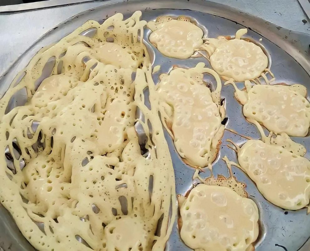 Jajanan Tradisional Kue Sarang Laba-laba