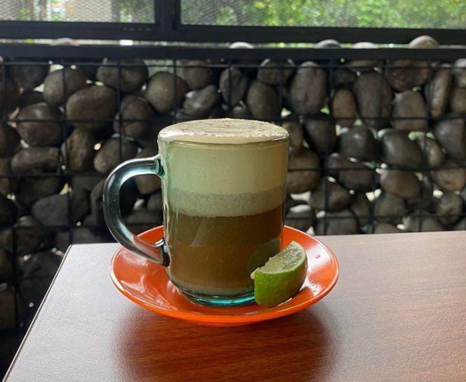Teh Telur Minuman Berkhasiat Khas Sumatera, Ada di Bogor