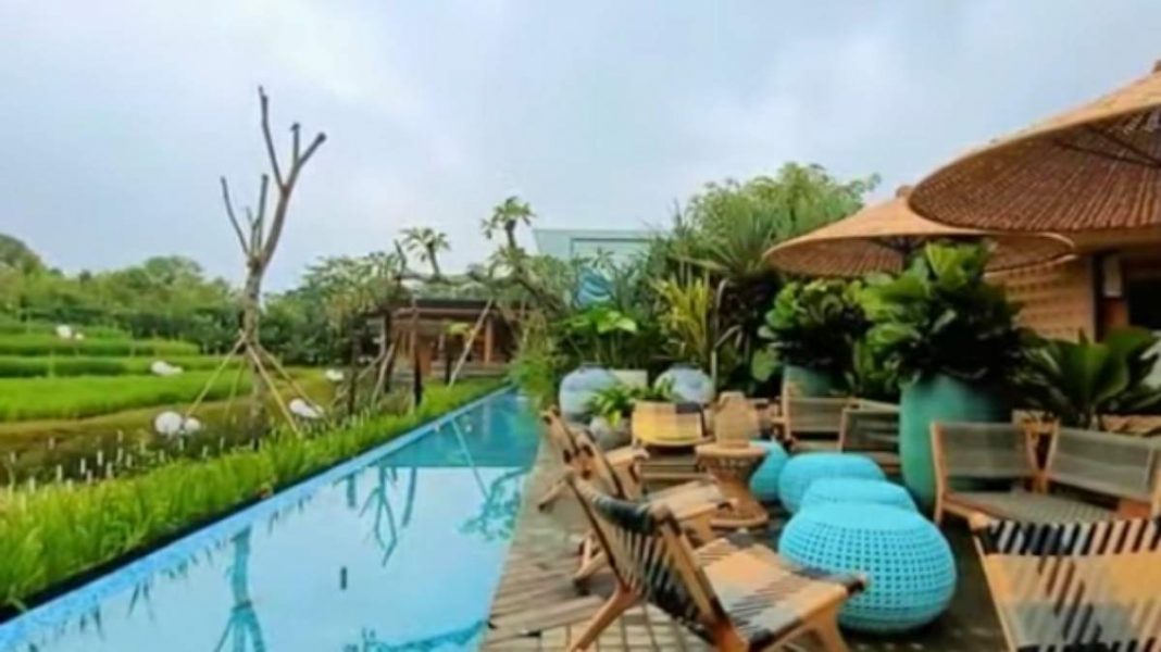 Review Padhi Resto Bogor, Tempat Kuliner Terbaru yang Estetik dengan ...