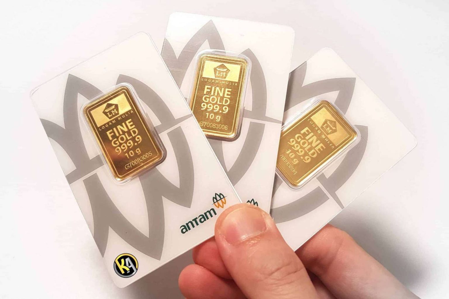 Harga Emas Antam Hari Ini Kamis 4 Juni 2026 Turun Lagi? Cek Update ...